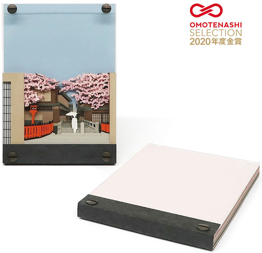 Amazing scenes emerge as you use this notepad – Only In Japan